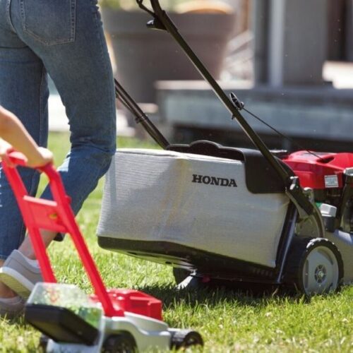 HONDA GRASMACHINE SFEER – Tuinmachines De Dobbelaere